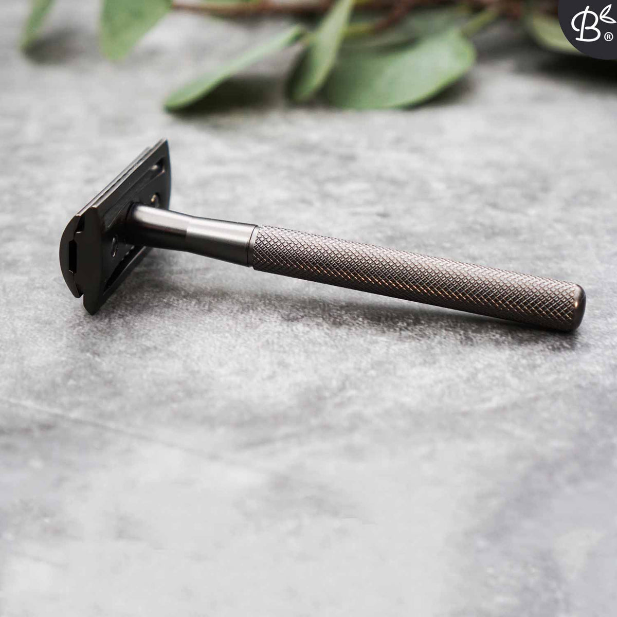 Safety Razor Matte Black · 20x Platinum Blades for Men and Women ...
